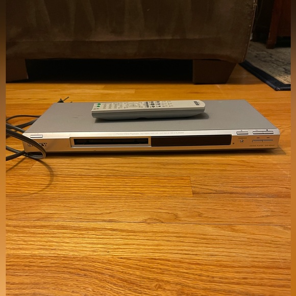 Sony | Other | Sony Dvd Player With Remote Not Blueray Works | Poshmark